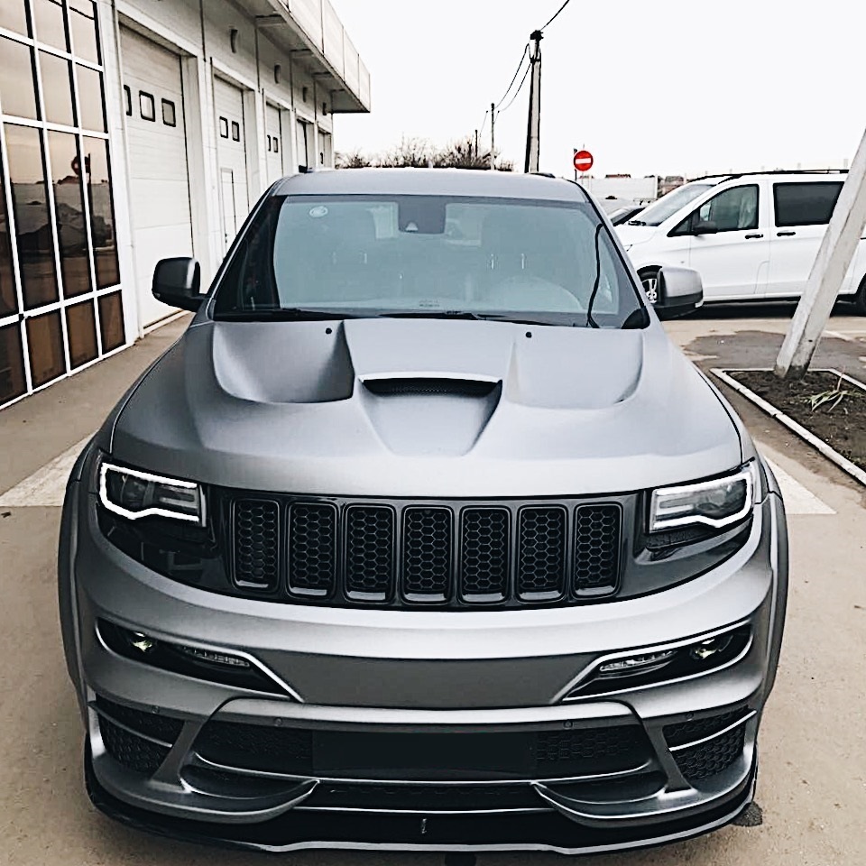 Renegade Design body kit for Jeep Grand Cherokee WK2 Tyrannos V2 Buy ...