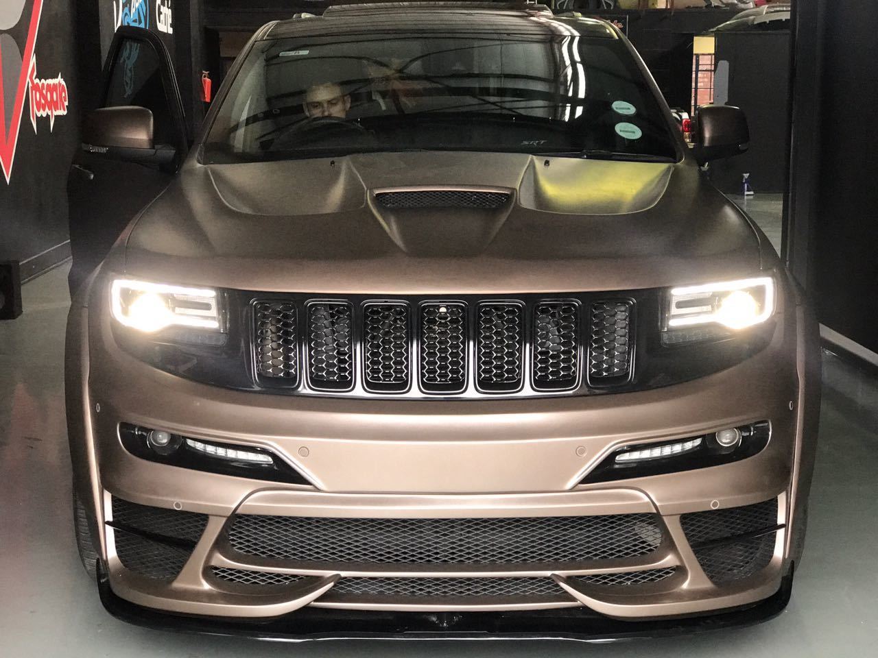 Renegade Design body kit for Jeep Grand Cherokee WK2 Tyrannos V2 Buy ...
