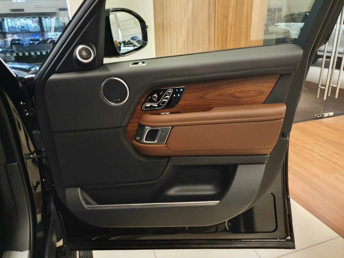 New Land Rover Range Rover Long Restyling For Sale Buy with delivery ...