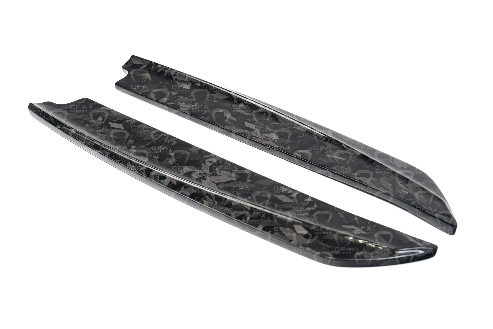 Rear bumper blades Shark Carbon for BMW M8 F93 Cabrio Buy with delivery ...
