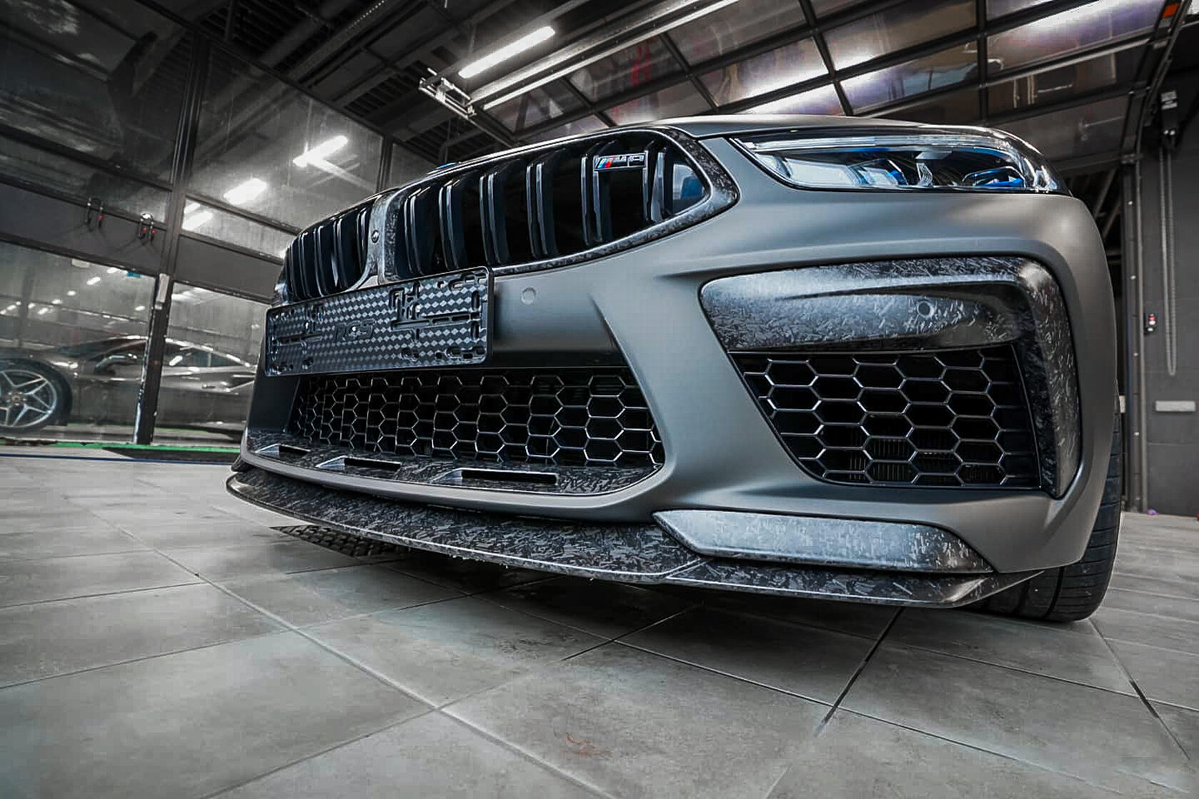 Lower inserts in the front bumper Forged Carbon for BMW M8 Coupe F91 ...