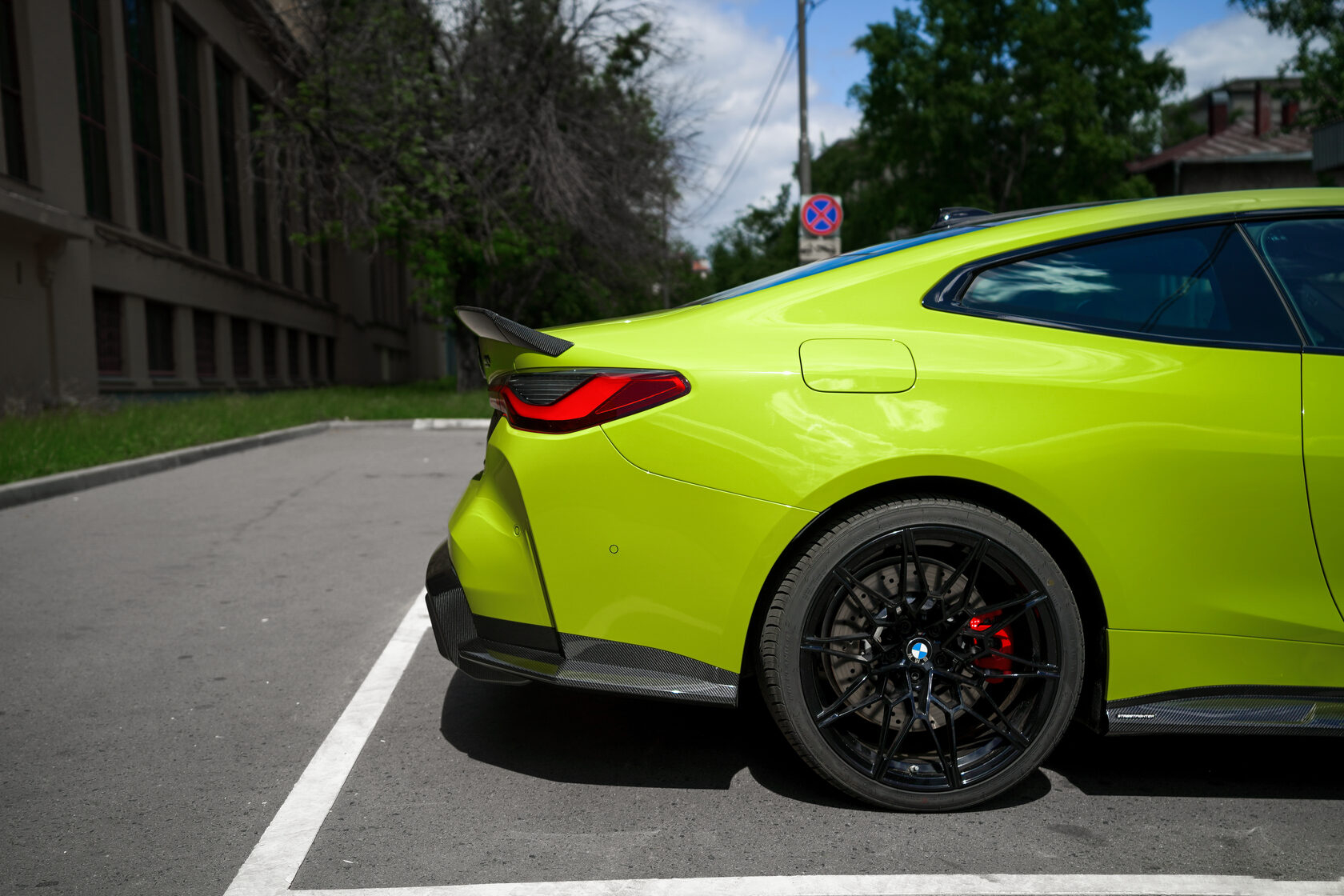 Diffuser Streetfighter Carbon for BMW M4 G82 + Rear bumper side inserts ...