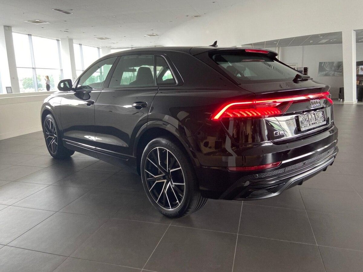 New Audi Q8 45 TDI 买带送货，安装，实惠的价格和保证
