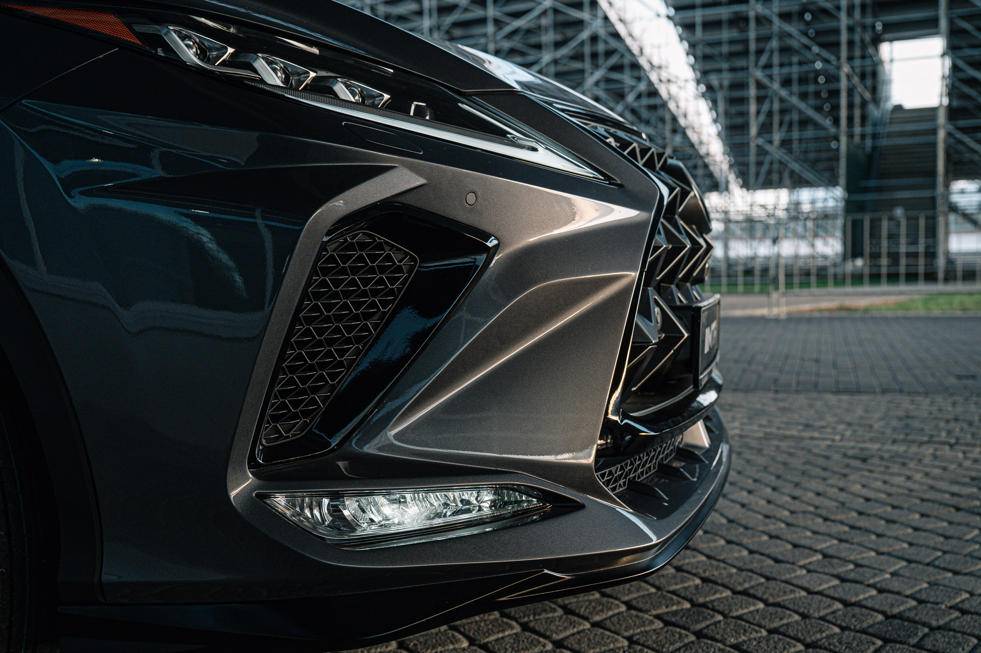 MTR Design Body kit for Lexus RX 买带送货，安装，实惠的价格和保证