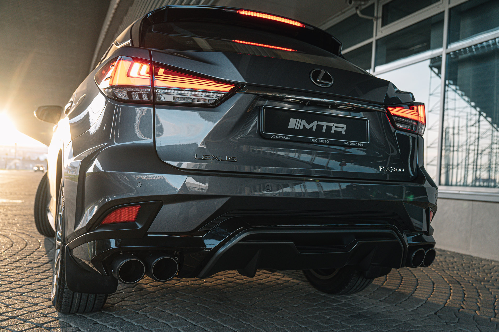 MTR Design Body kit for Lexus RX 买带送货，安装，实惠的价格和保证