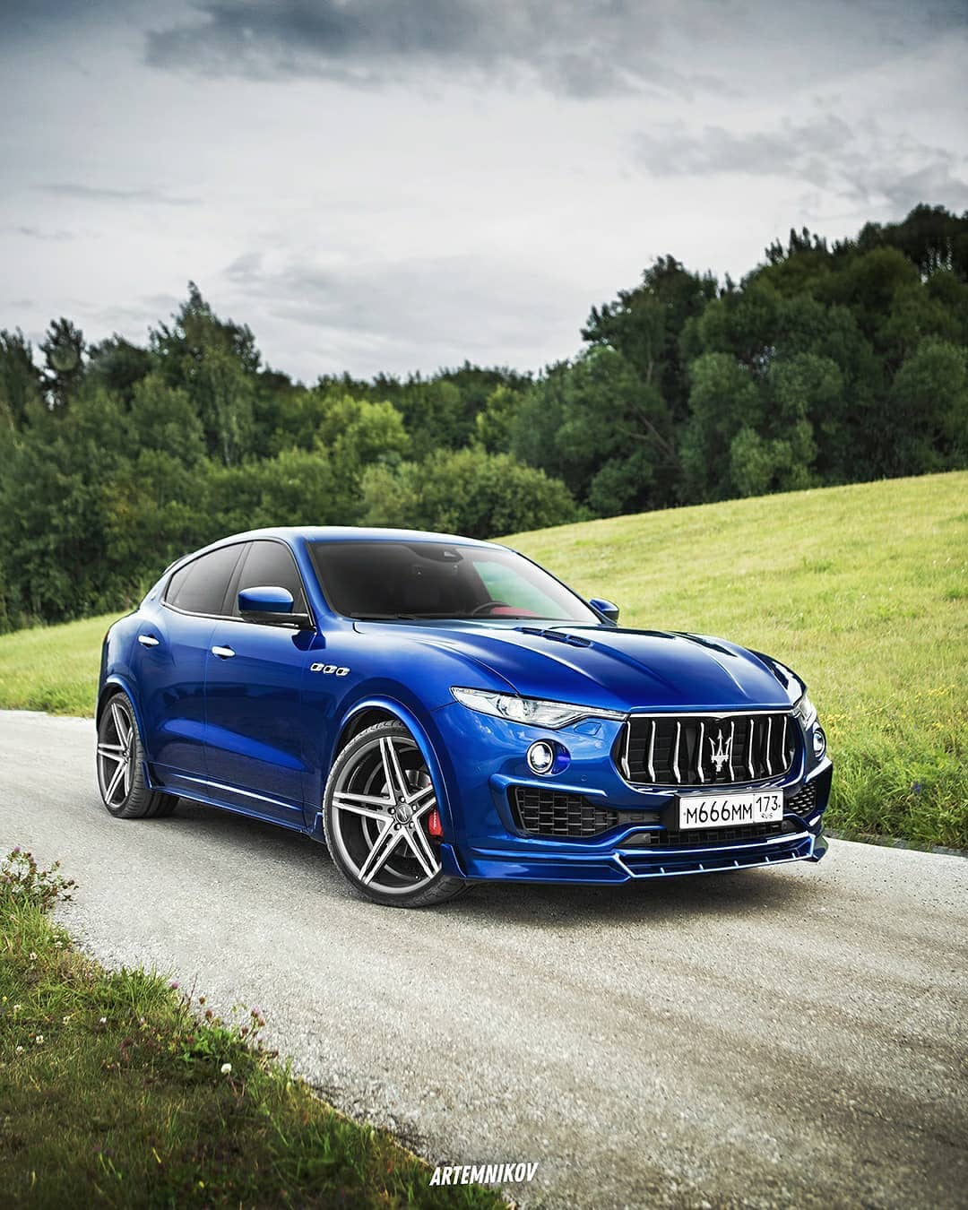 Renegade Design body kit for Maserati Levante Køb med levering ...