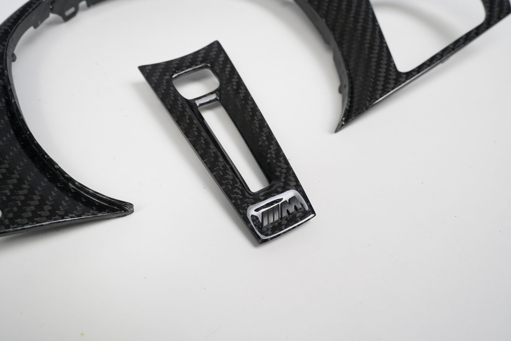 Steering wheel inserts carbon for BMW M8 Coupe F91/F92/F93 Buy with ...