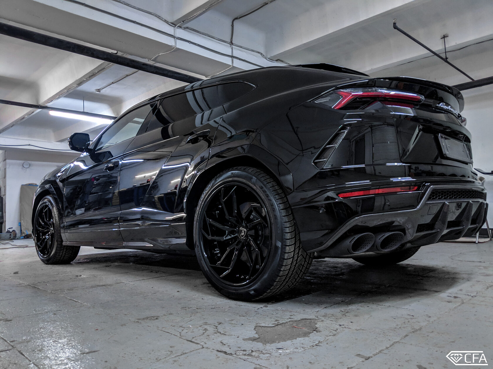 Rear bumper diffuser Сarbon for Lamborghini Urus S Buy with delivery ...