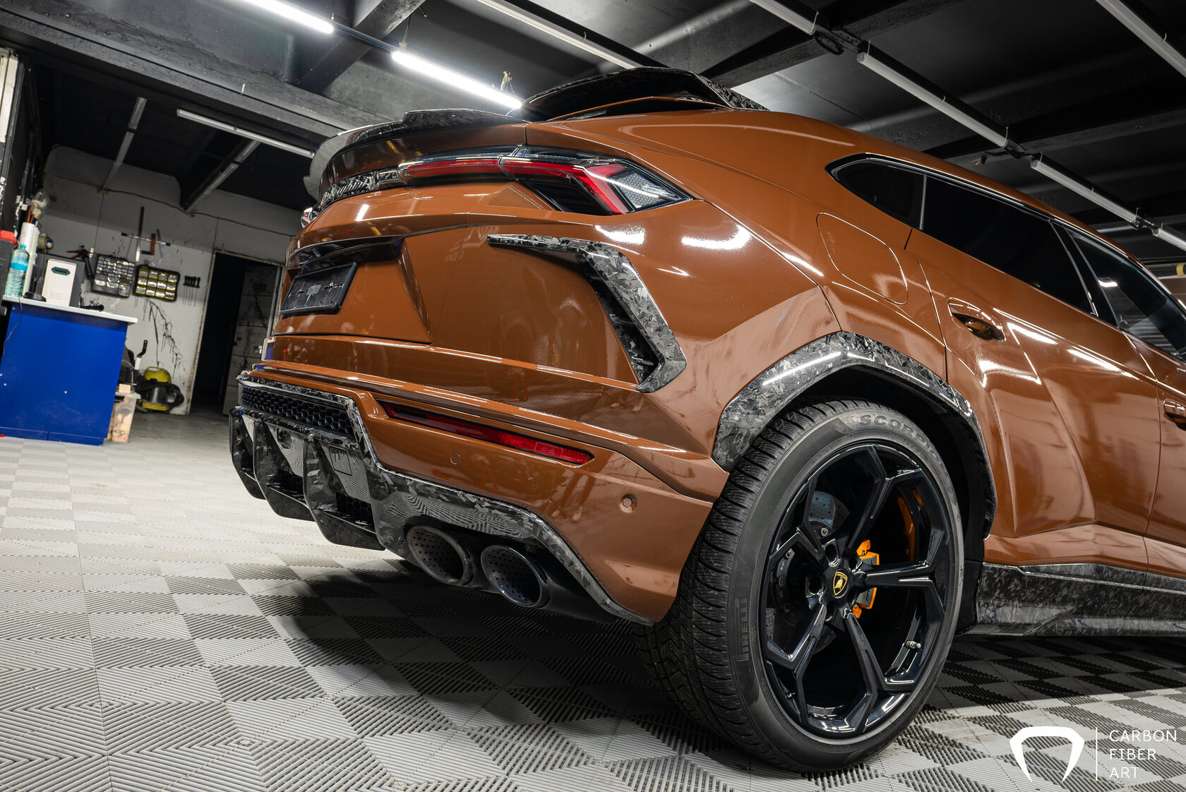 Rear bumper diffuser Сarbon for Lamborghini Urus S Buy with delivery ...